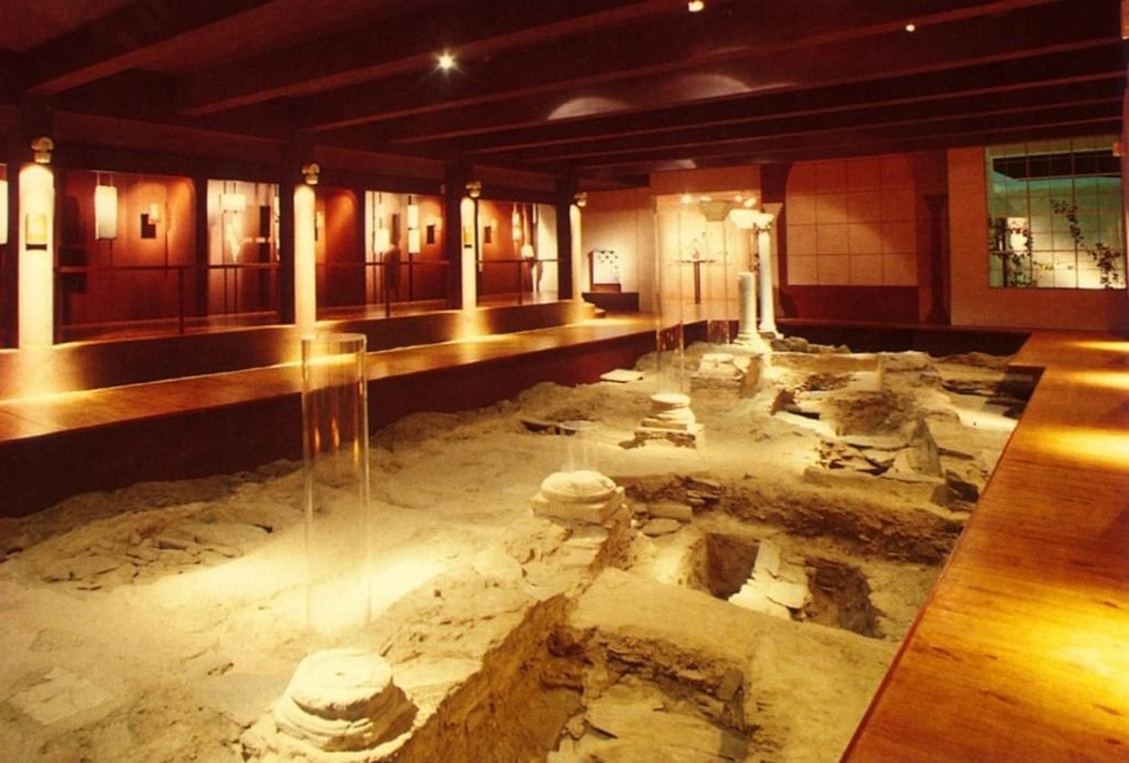 Basílica Do Rossio Do Carmo - Orígenes de Europa